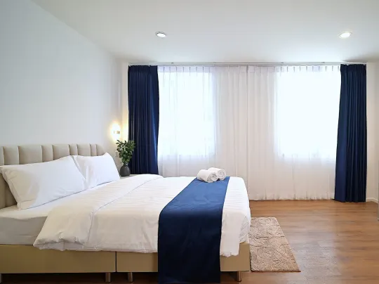 Yummy House - Bangkok