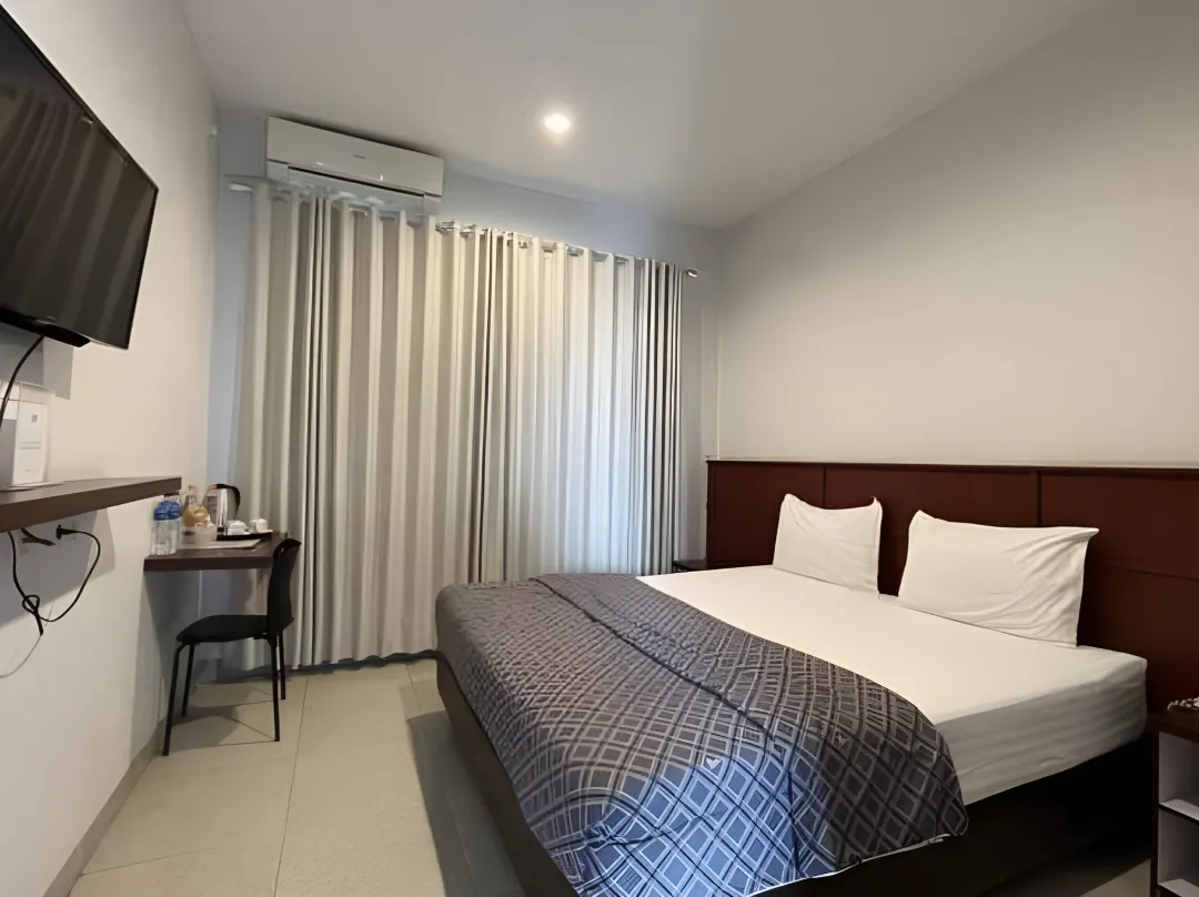 Hotel Lotus Cirebon - Cirebon