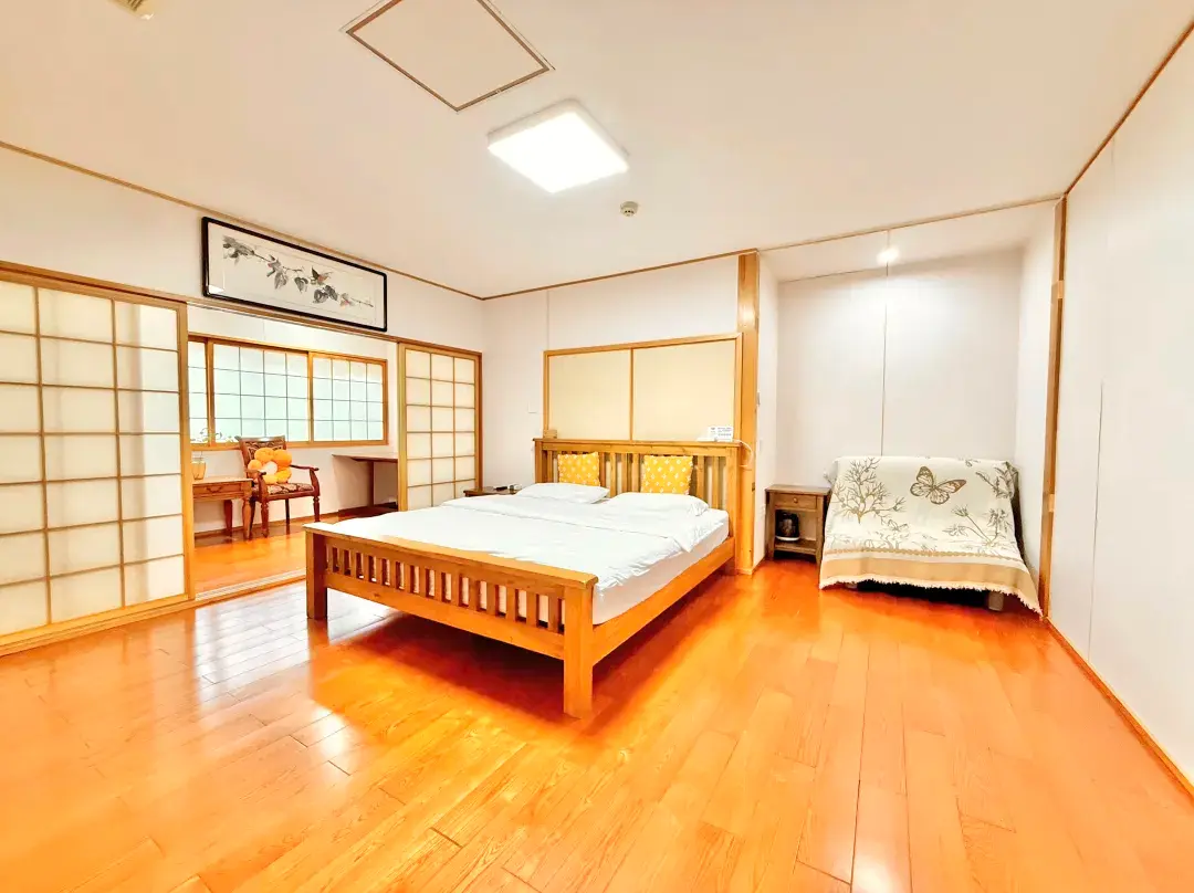 Qingdao Yongrixiang Hotel - Qingdao