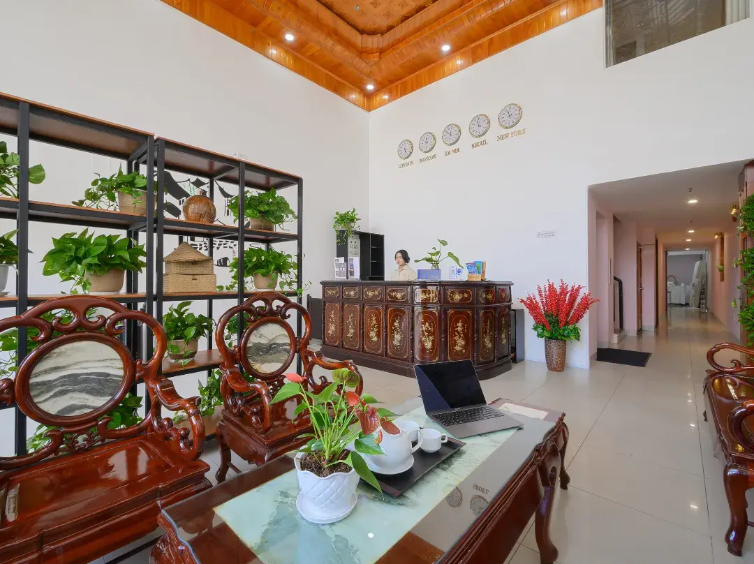 Luxy Park Hotel - Phu Quoc Centre - Phú Quốc