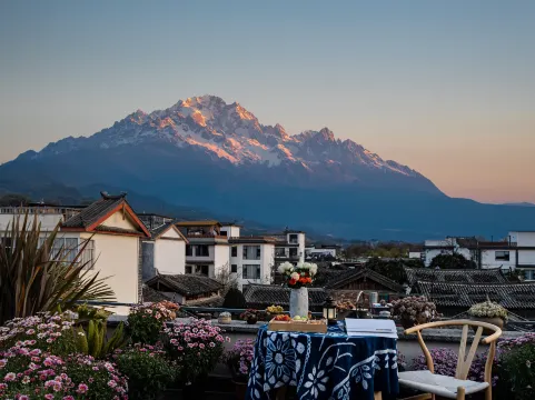 Yijingyun • Lijiang Snow Mountain View Holiday Homestay - Lijiang