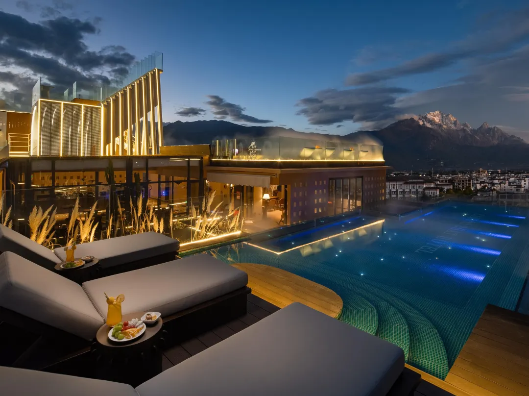Zhuzhou Snow Mountain Resort Hotel - Lijiang
