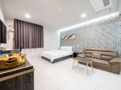 Suwon Station Hotel Terry's - Suwon-si