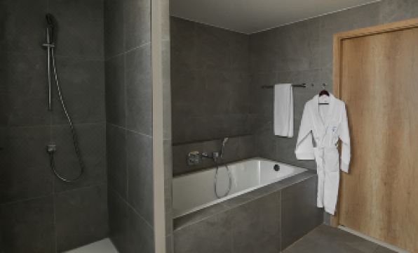 Novotel Kolwezi : Tarifs & Avis 2026 | Trip.com