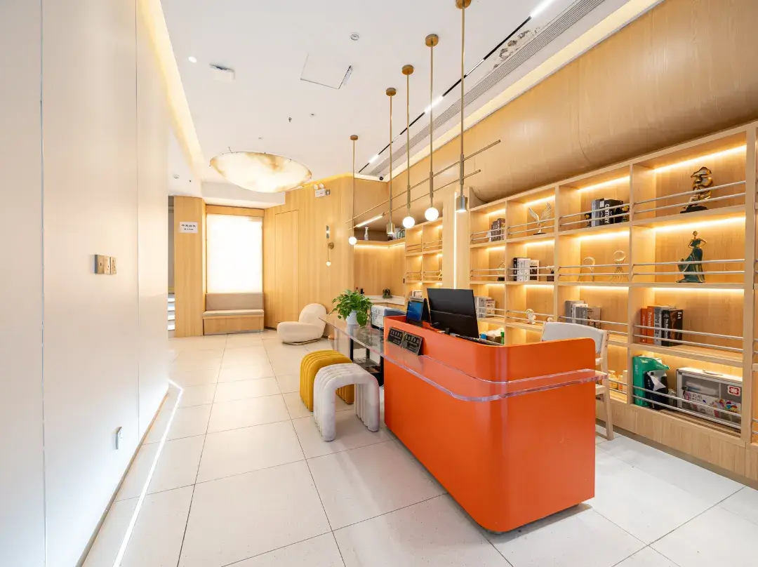 Lucky Hotel(shanghai People's Square Metro Station Nanjing Road Pedestrian Street Hotel) - Shanghai