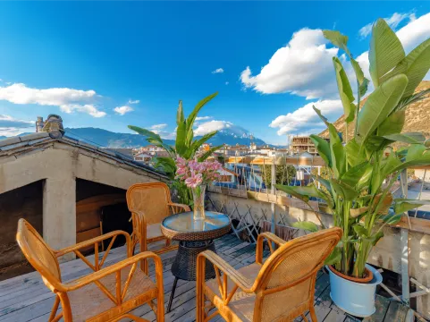 Naxi View Hotel - Lijiang