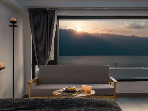 Dali Jiuxiao Mountain Sea View Full View Cang'er Half Mountain Sea View Resort Villa - Dali