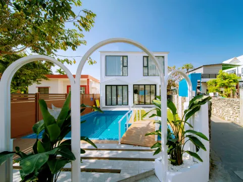 Sea View Plan Resort Courtyard - Sanya