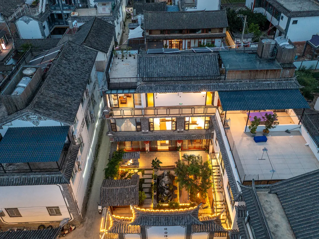 "Bai Nostalgia Courtyard @ Erhai Caicun Pier" - Dali