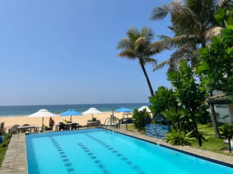 Pearl Island Beach Hotel - Hikkaduwa