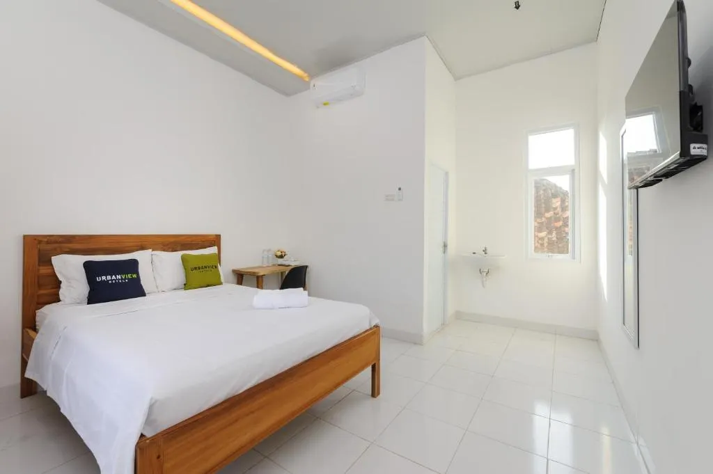 Urbanview Hotel Betego Syariah Enggal By Reddoorz - Bandar Lampung