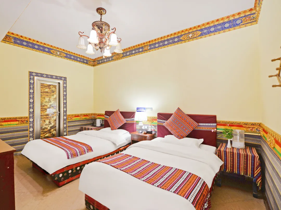 Gesang Huaxiang Hotel - Tibet