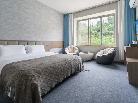 Liangqi Retreat | Light Luxury - Leshan