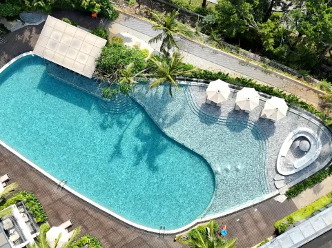 Dong Rong Guest International Hotel - Sanya