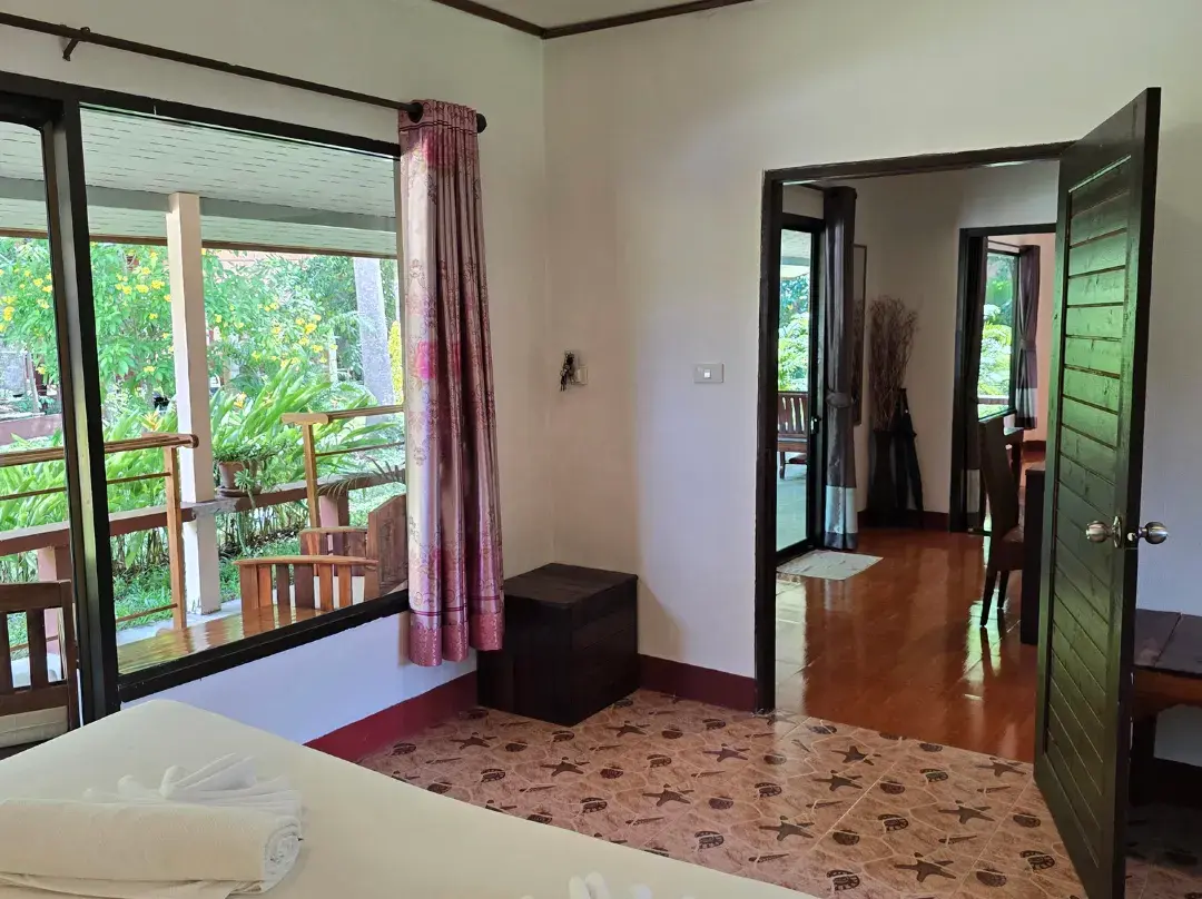 Baan Long Beach - Ko Lanta