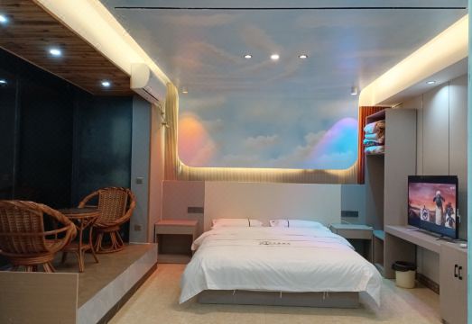 Banshan Scenic Hotel (Jiaozi Mountain Tourism Demonstration Village ...