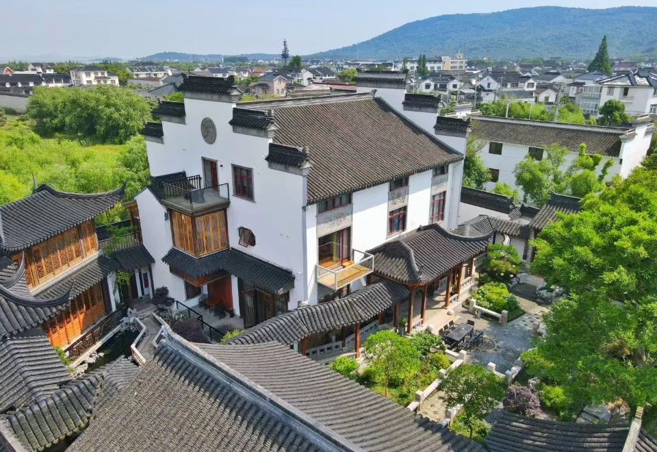 Suzhou Lansu Mountain House(兰宿山房民宿（东山太湖店）), Suzhou - 2026 Prices ...