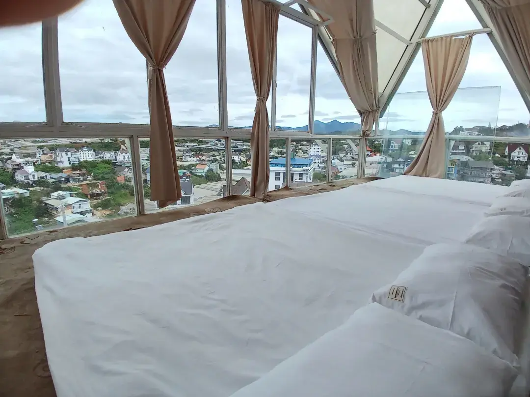 Infini - Rosemary Huong Thao - Dalat