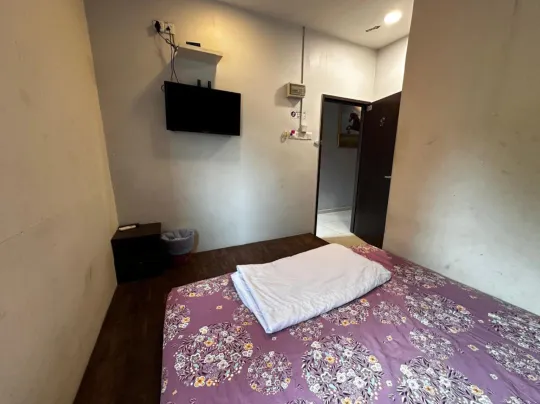 Oyo 91242 Muar Golden Horse Hotel - Muar