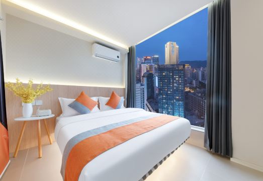 XYA Xinya. High-altitude Quanjiang View Hotel (Chongqing Jiefangbei ...