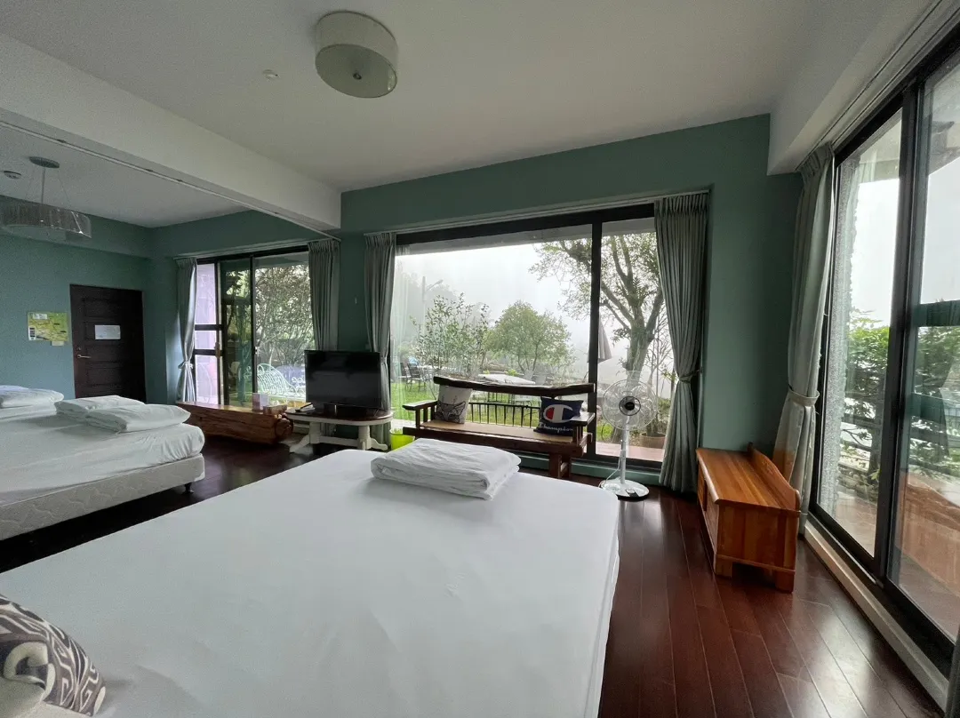 Chuxu Homestay - 아리산 향