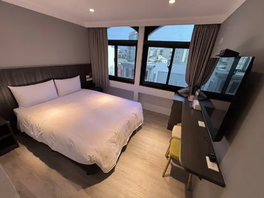 Yoshi Hotel - Tainan Station Branch - Tainan City