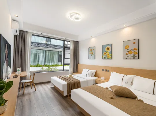 Chun Shu Mu Yun Linhai Boutique Minsu ) - Dali