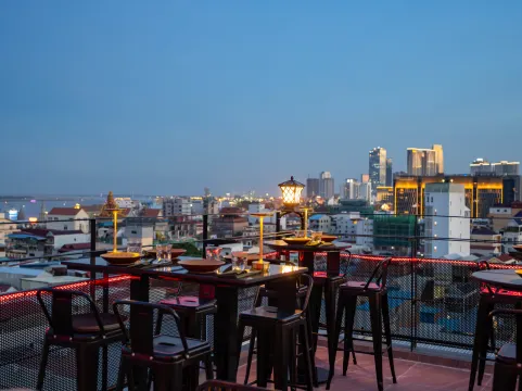 Sh Hotel - Phnom Penh