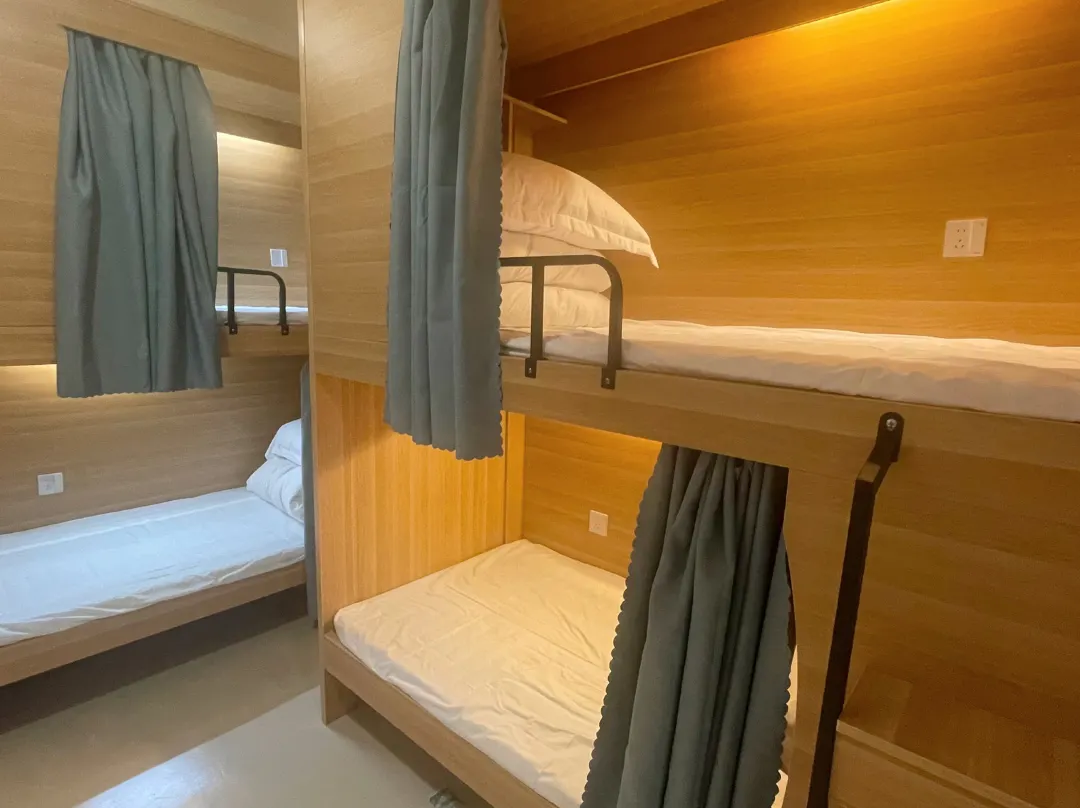 Qixin Xiaoshe Hostel - Hong Kong