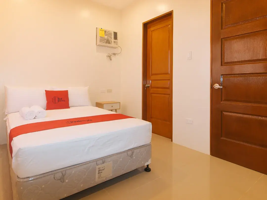 Reddoorz @ Lm Apartelle Boracay - Malay