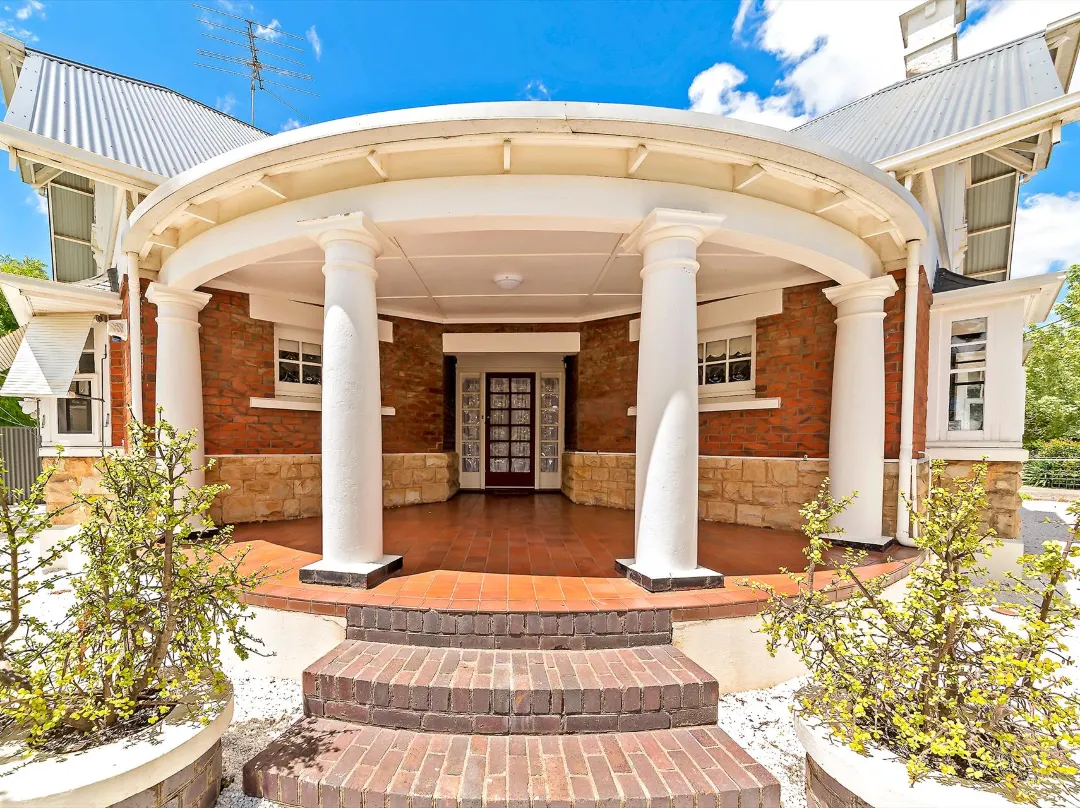 Whiterocks Tanunda Short Walk To Restaurants - The Barossa Council