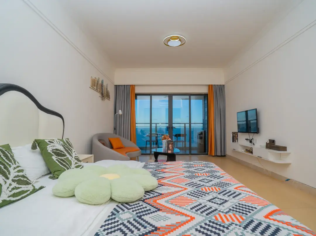 Yangjiang Hailing Island Poly Shili Yintan Fourth Quarter Holiday Apartment - Yangjiang