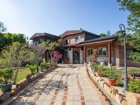 Lao Xu Shan Zhuang - Jincheng