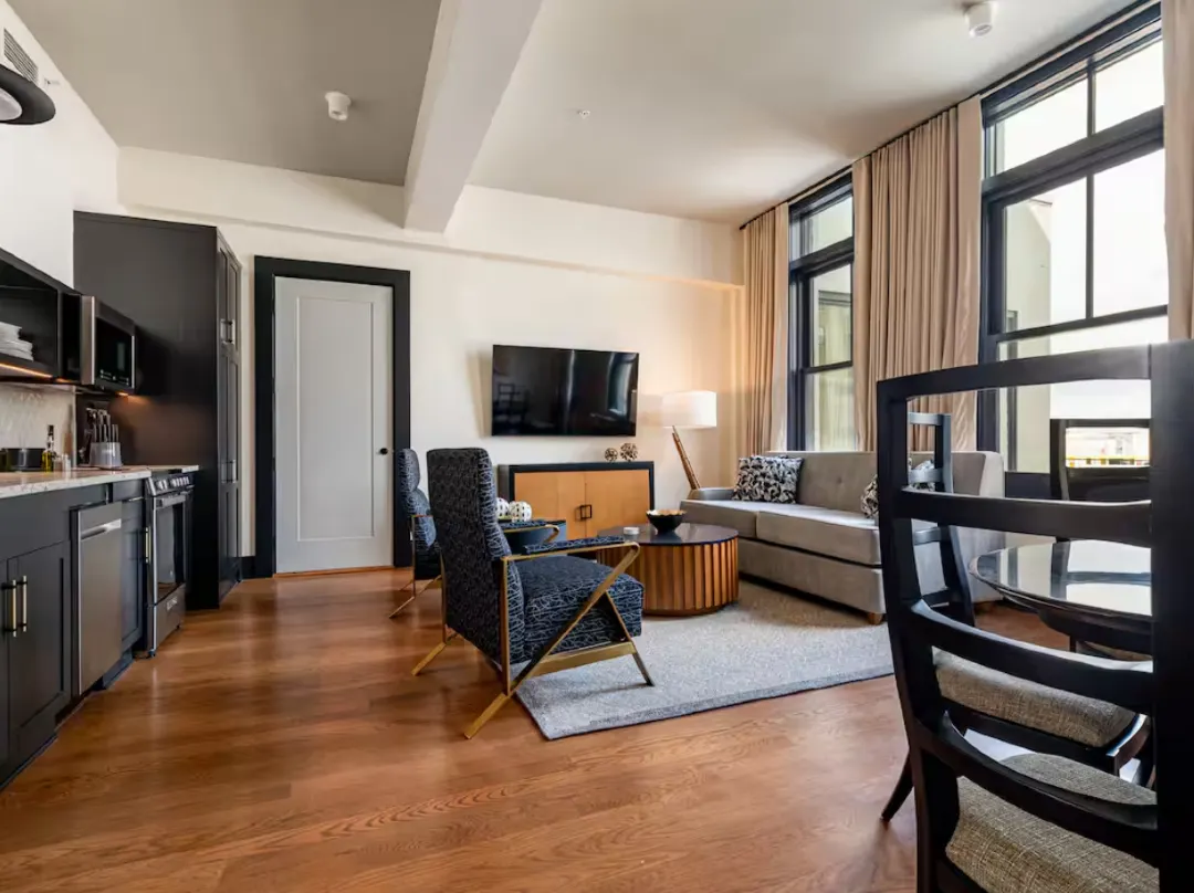 2br Perfect Getaway In Iconic Downtown | The Mayfair - New Orleans, LA