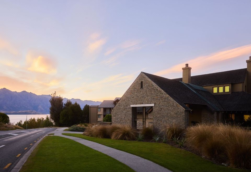 Rendezvous Heritage Queenstown (Queenstown) - 2026 Prices, Reviews ...