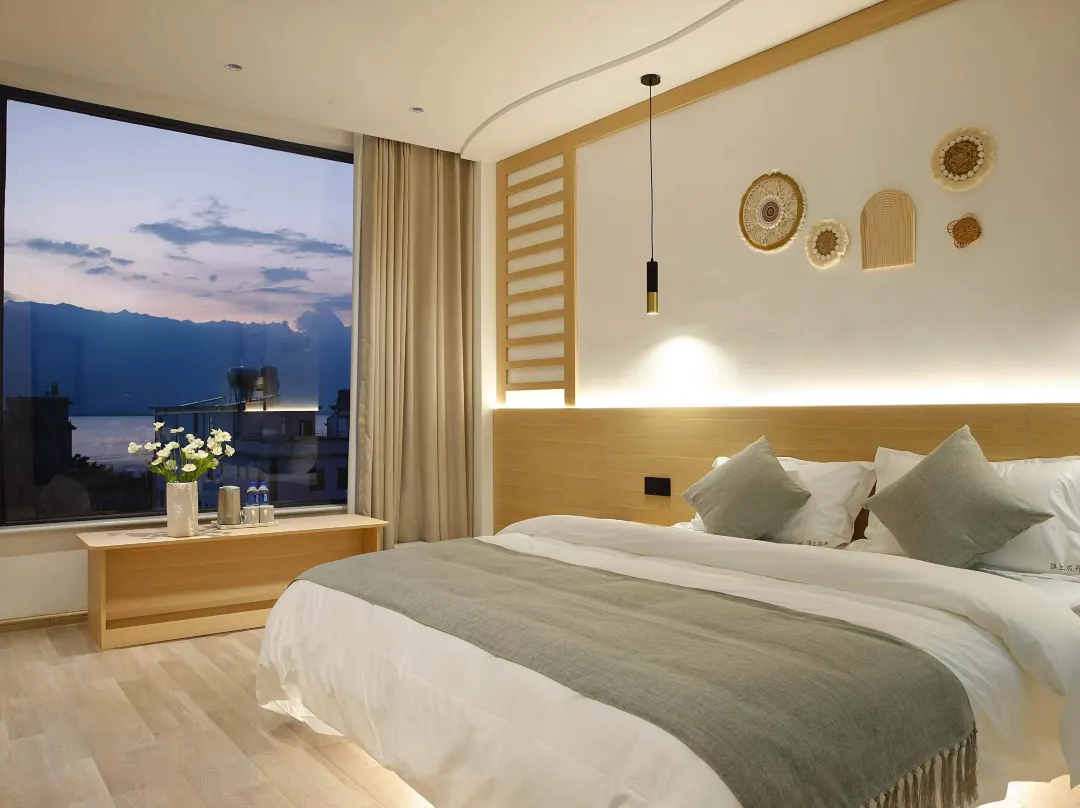 Dali Ershang Huakai Seaview Inn - Dali