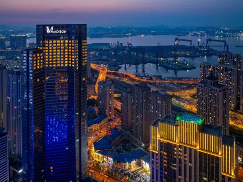 Madison Hotel Dalian Harbor Square, Donggang Business District - Dalian