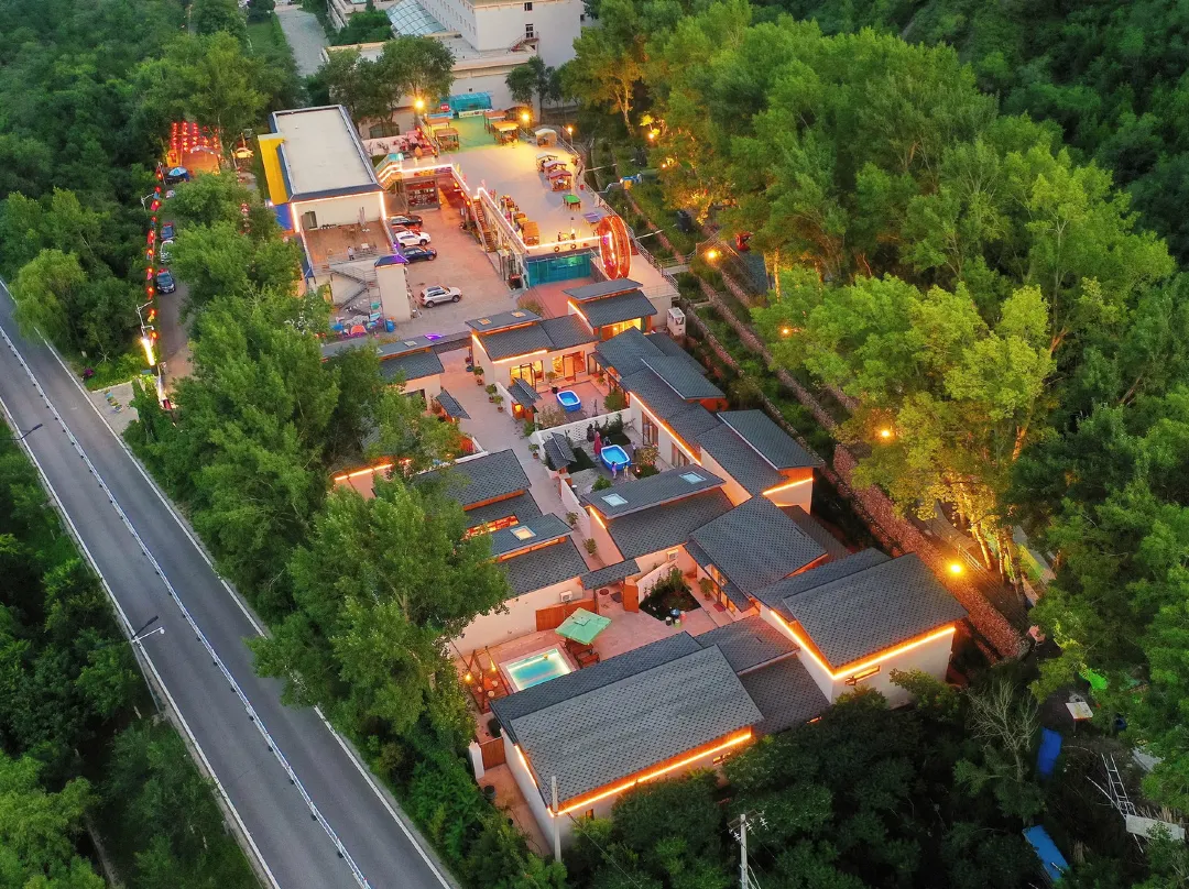 Furun Ziyou Zizai Automobile Culture Theme Hostel - Peking
