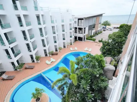 Dragon Beach Resort , Jomtien Beach Pattaya - Pattaya City