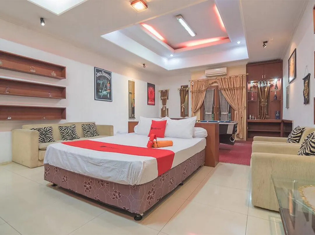 Reddoorz Syariah Near Margahayu Raya - Bandung