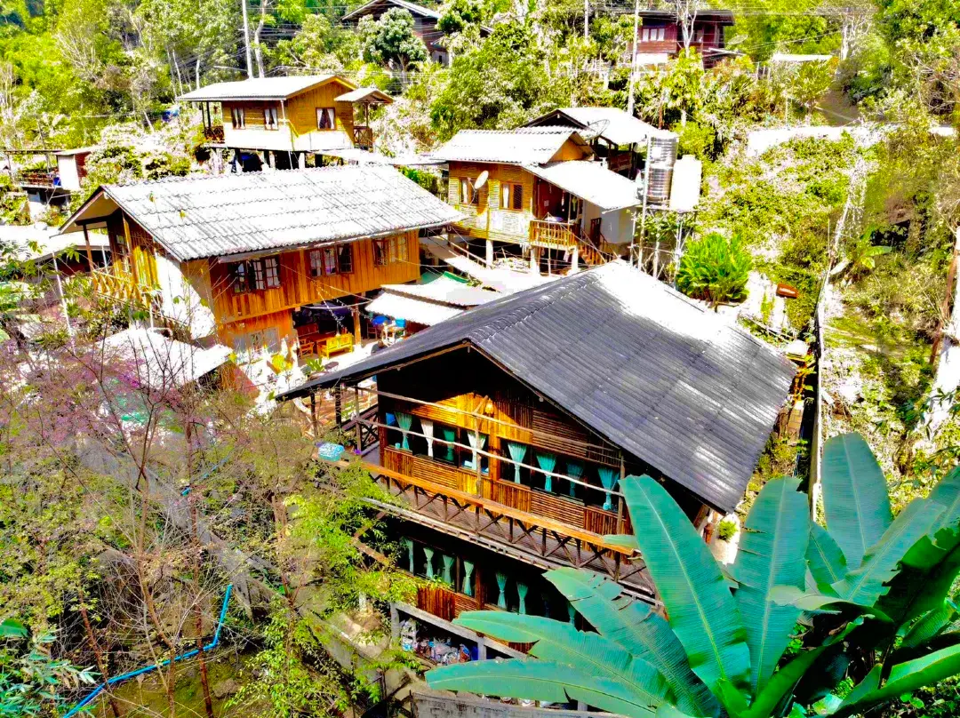 Baanmaipai Tiamta Maekampong - Mae On District
