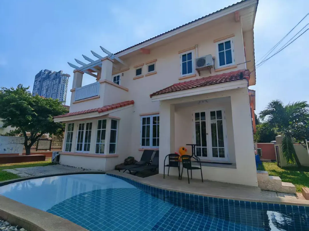 Pattaya Jomtien Beach 4 Bedroom Villa - Pattaya