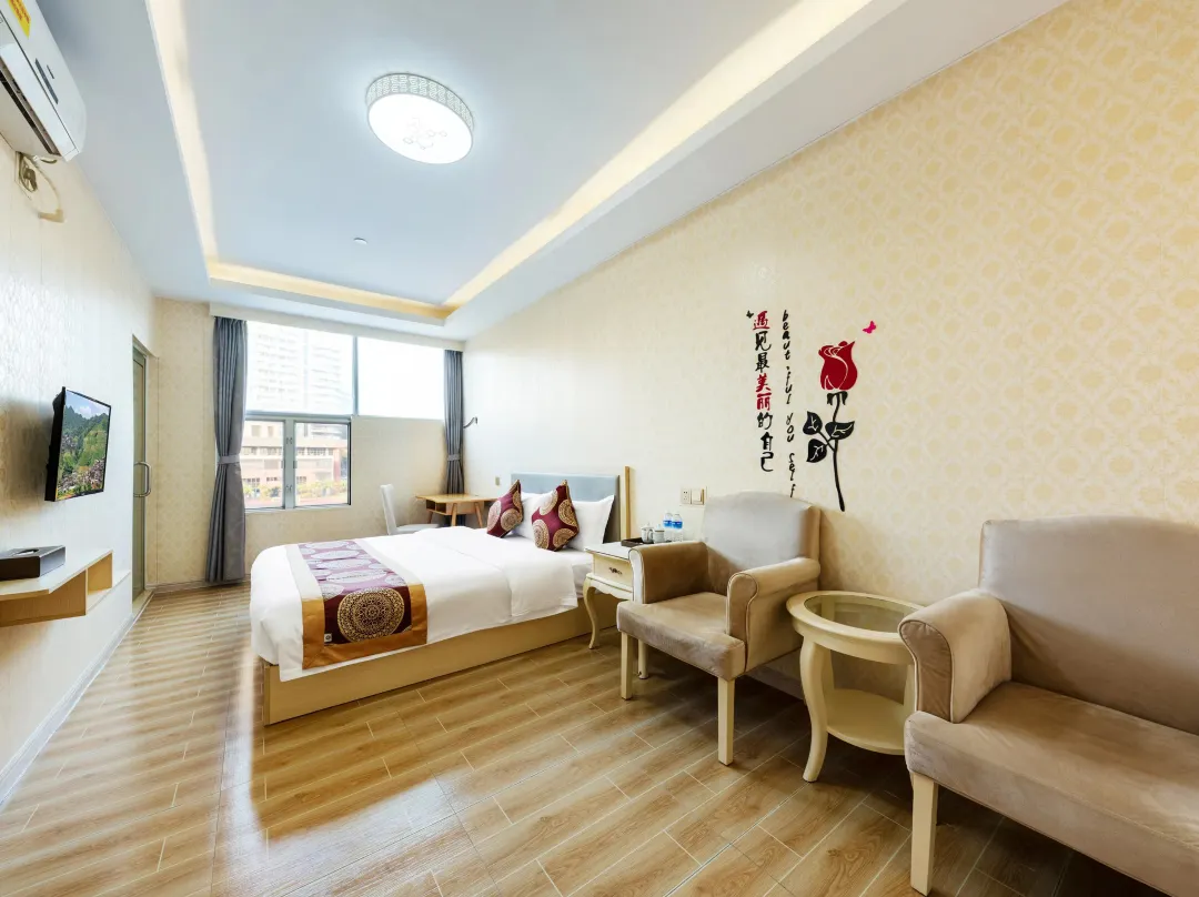 Lanhai Yashe Hotel - Tin Shui Wai