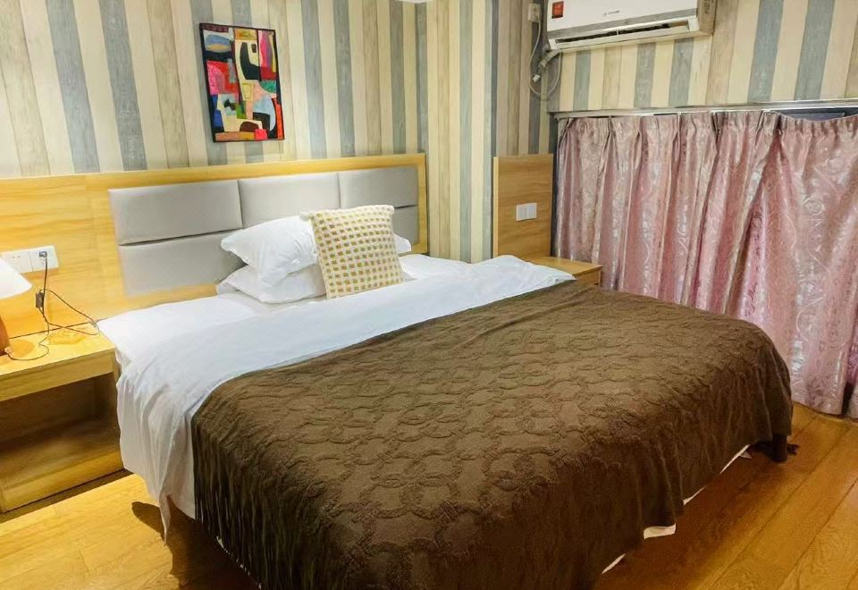 Shanghai Qihai Cinema-style Apartment(上海栖海畔影院式公寓)の宿泊予約・料金プラン一覧 - 上海 ...