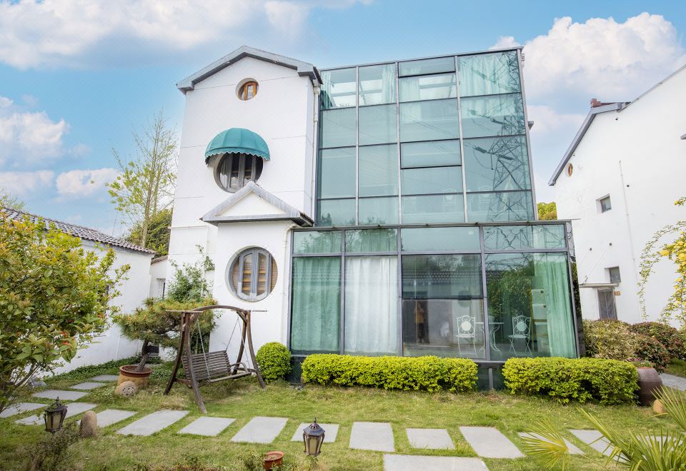 Nanjing Tangshan Hot Spring Half Acre Private Hot Spring B&B ...