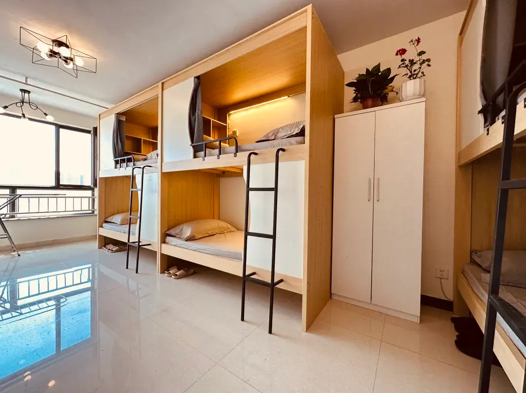 Leyee Capsule Hostel - Hohhot