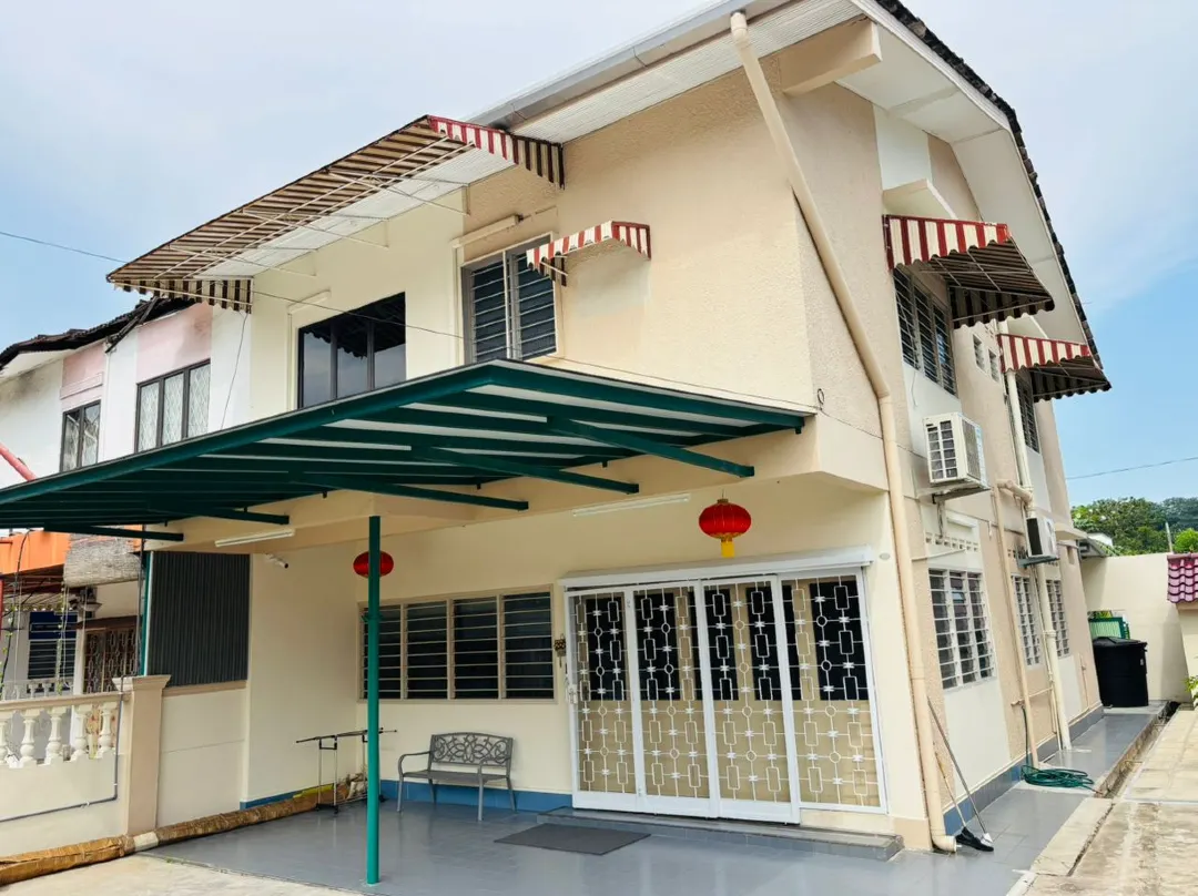 Newly Refurbished Spacious Home | Comfy Hill 2 - Malacca