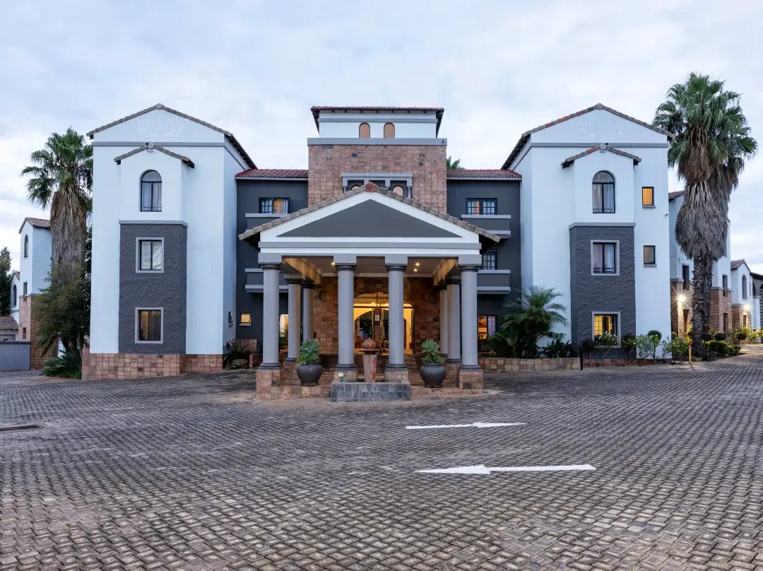 Basden Wood Hotel  Pty Ltd - Centurion