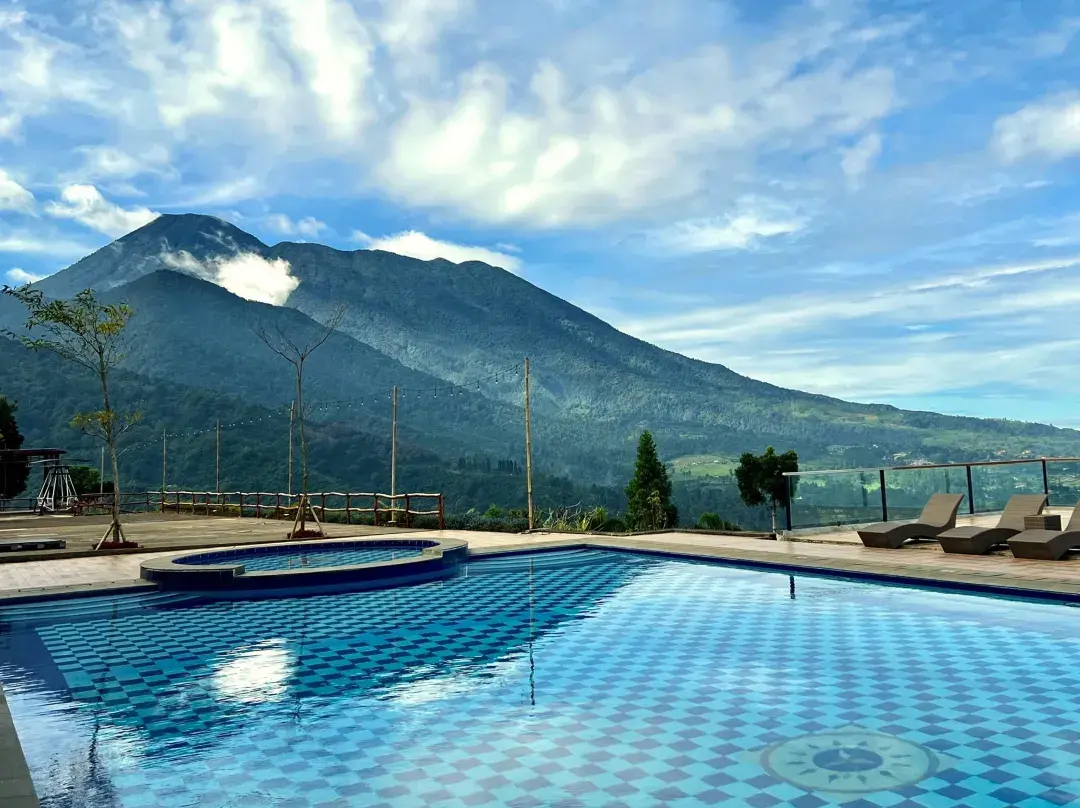 Alinson Sunset Hill - Cisarua