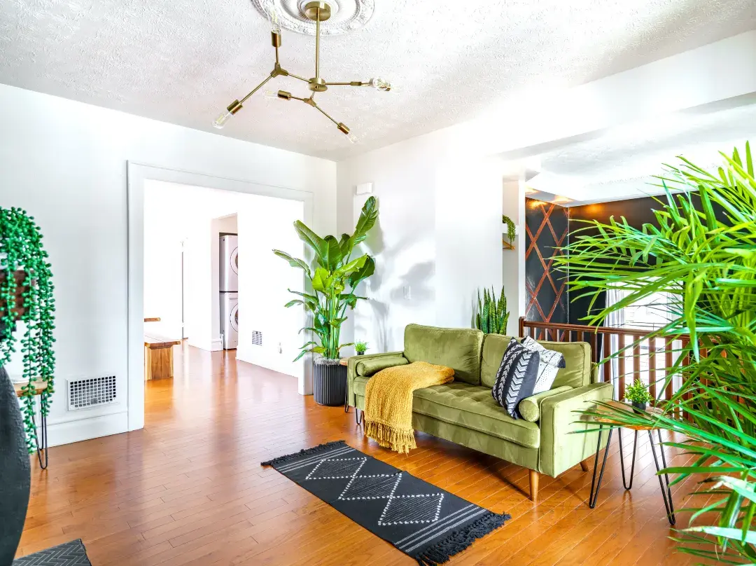 Top Rated - Prime Location -Parking Free - Clean - Grove City, OH